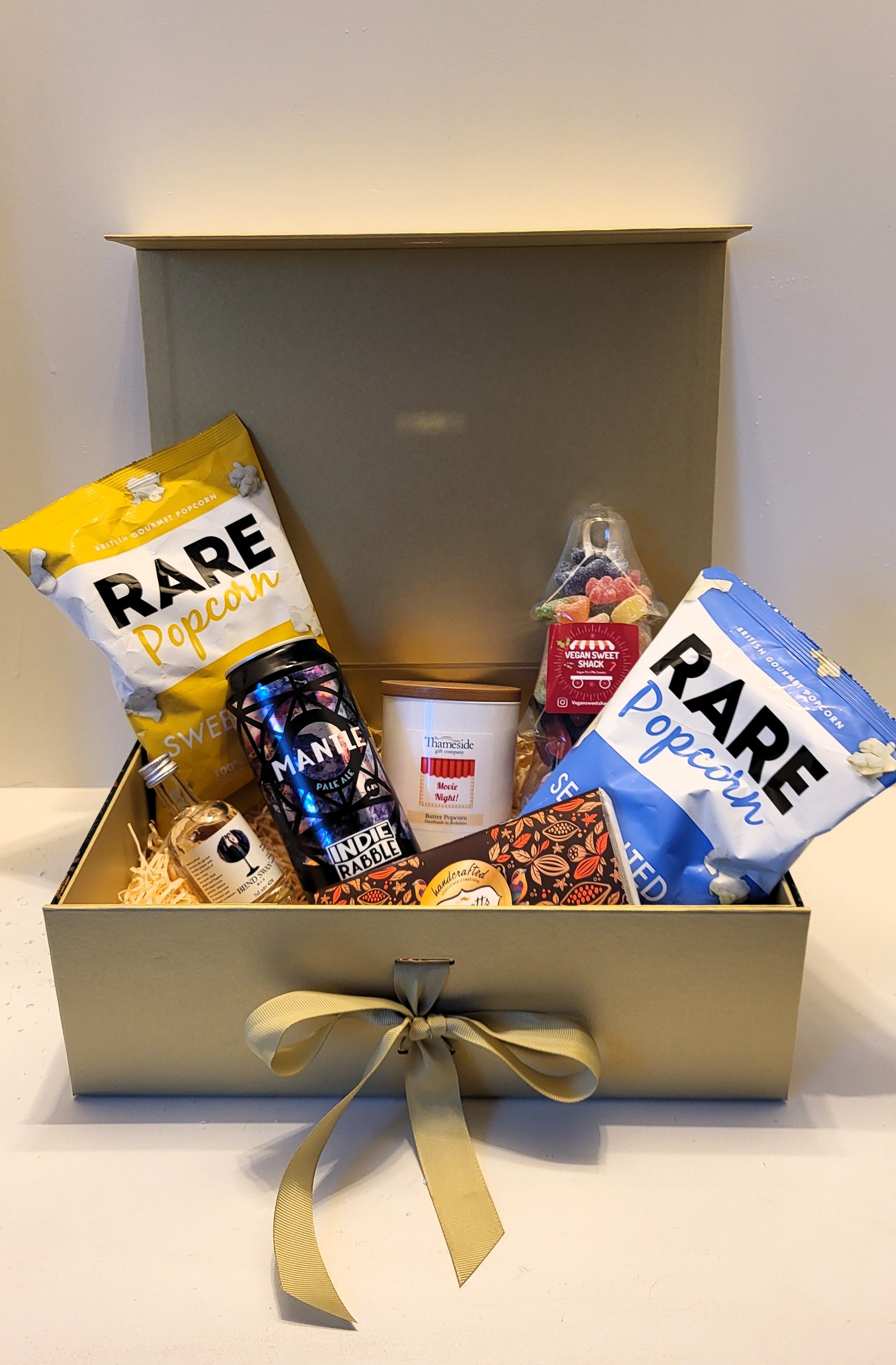 Deluxe 'Movie Night In' Gift Box – The Thameside Gift Company